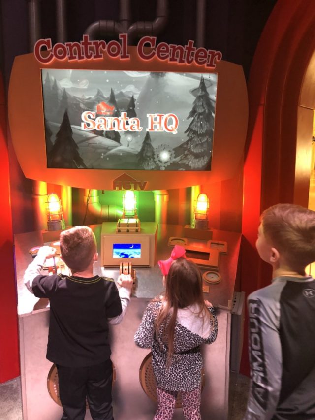 HGTV’s Santa HQ - Experience the North Pole Virtually - Tools2Tiaras